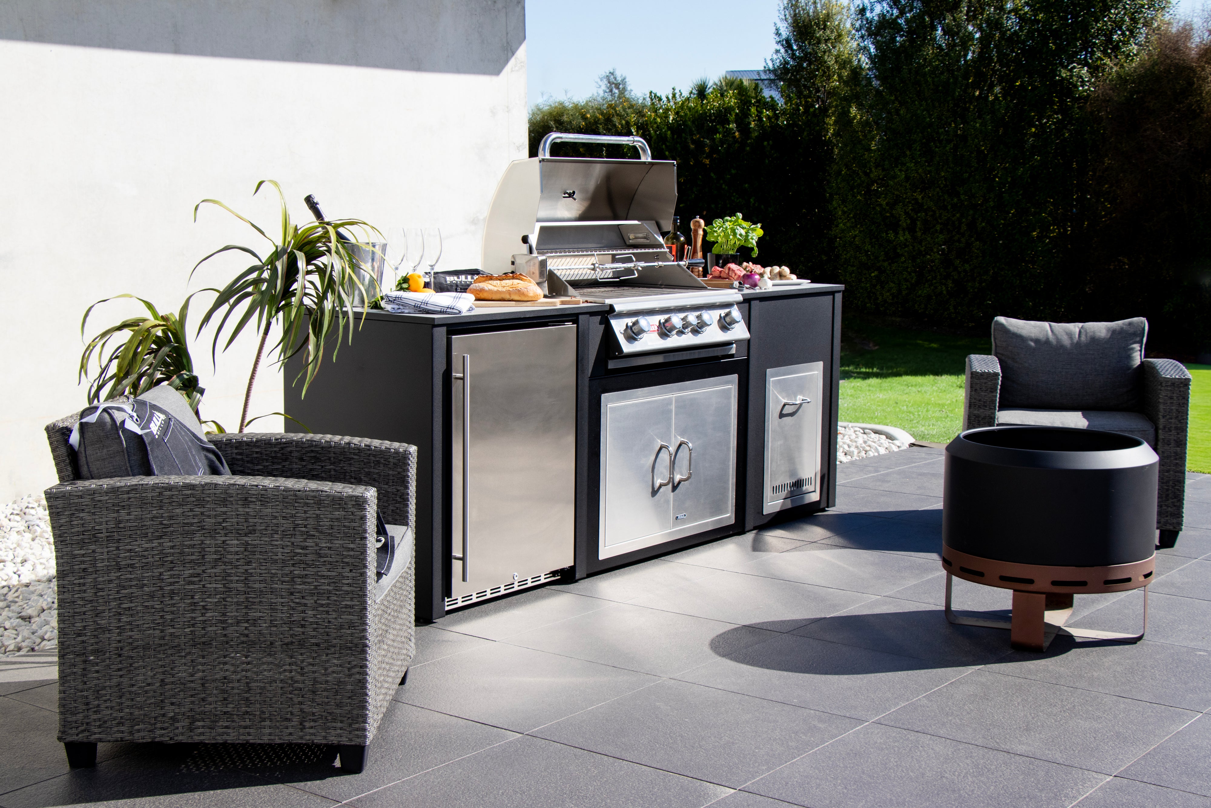 Bull BBQ NZ | Premium Outdoor BBQ Grills & Outdoor Kitchens